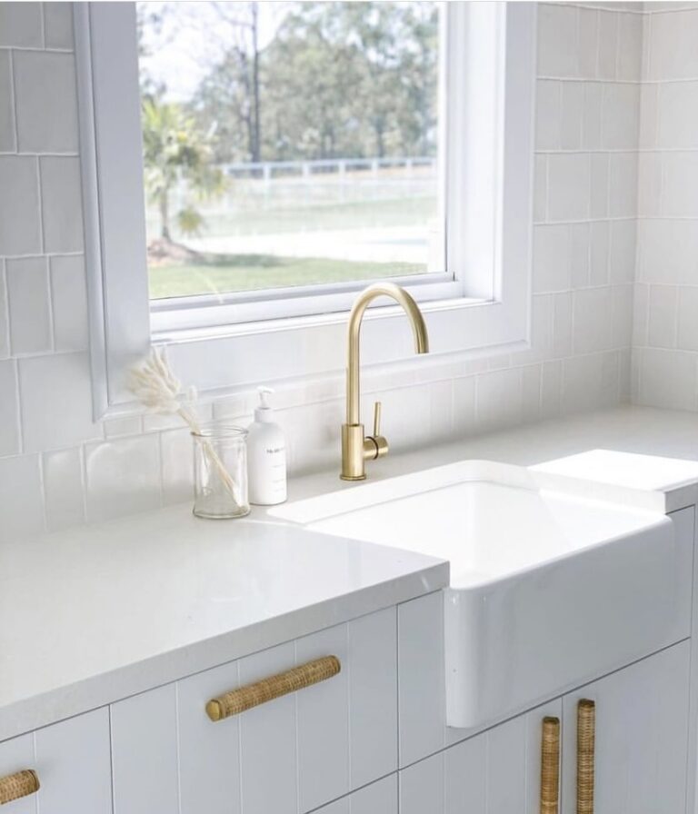 WHITE WALLS Large Format, Subway & Squares - Luscombe Tiles